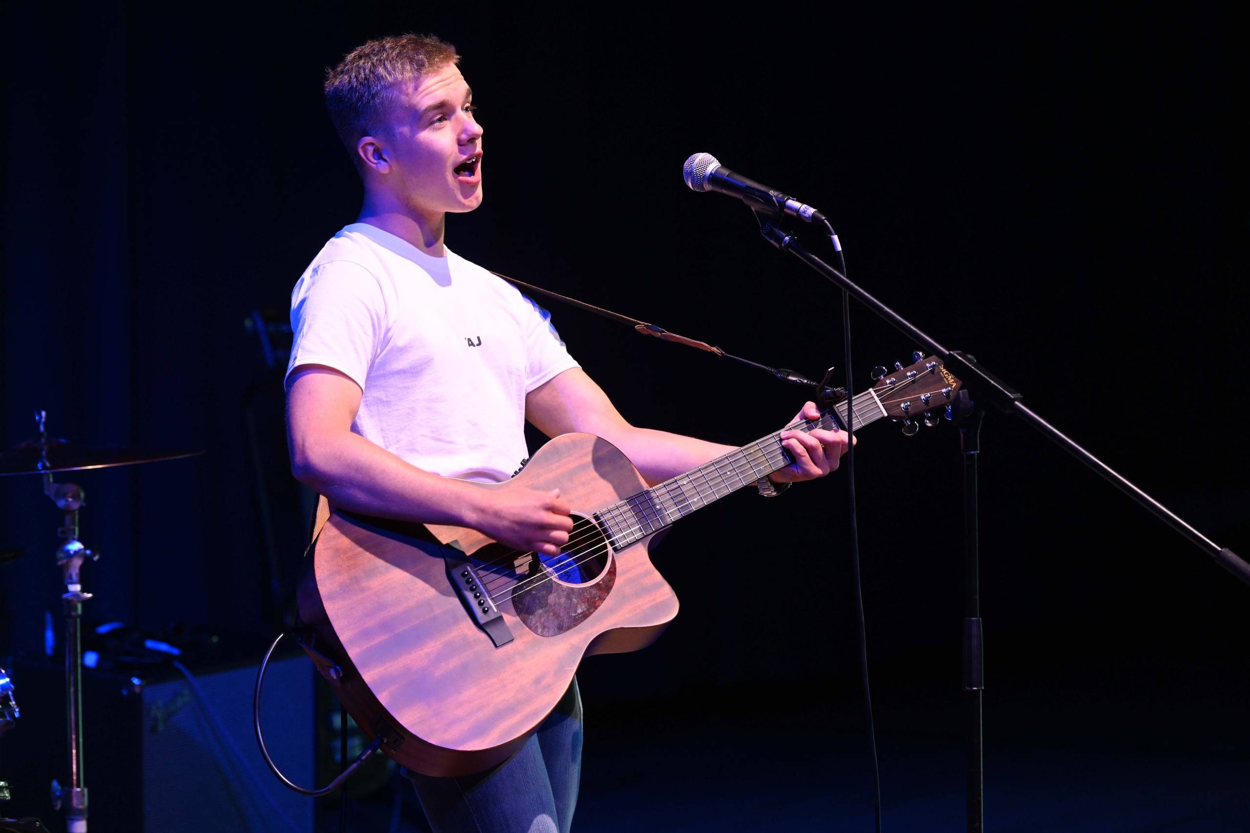 How do you get a foothold in the music business? | The Glasshouse