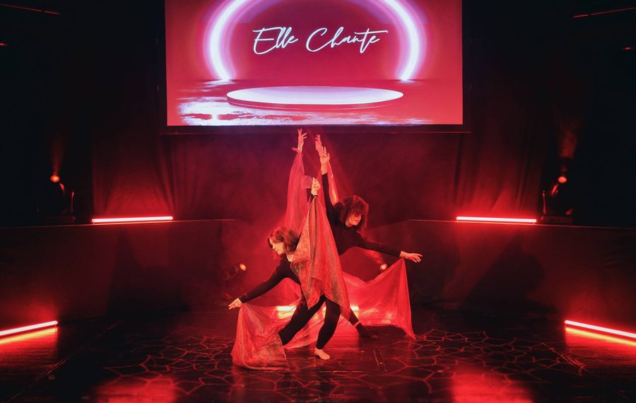 Elle Chante: Accessible Dreamscapes | The Glasshouse